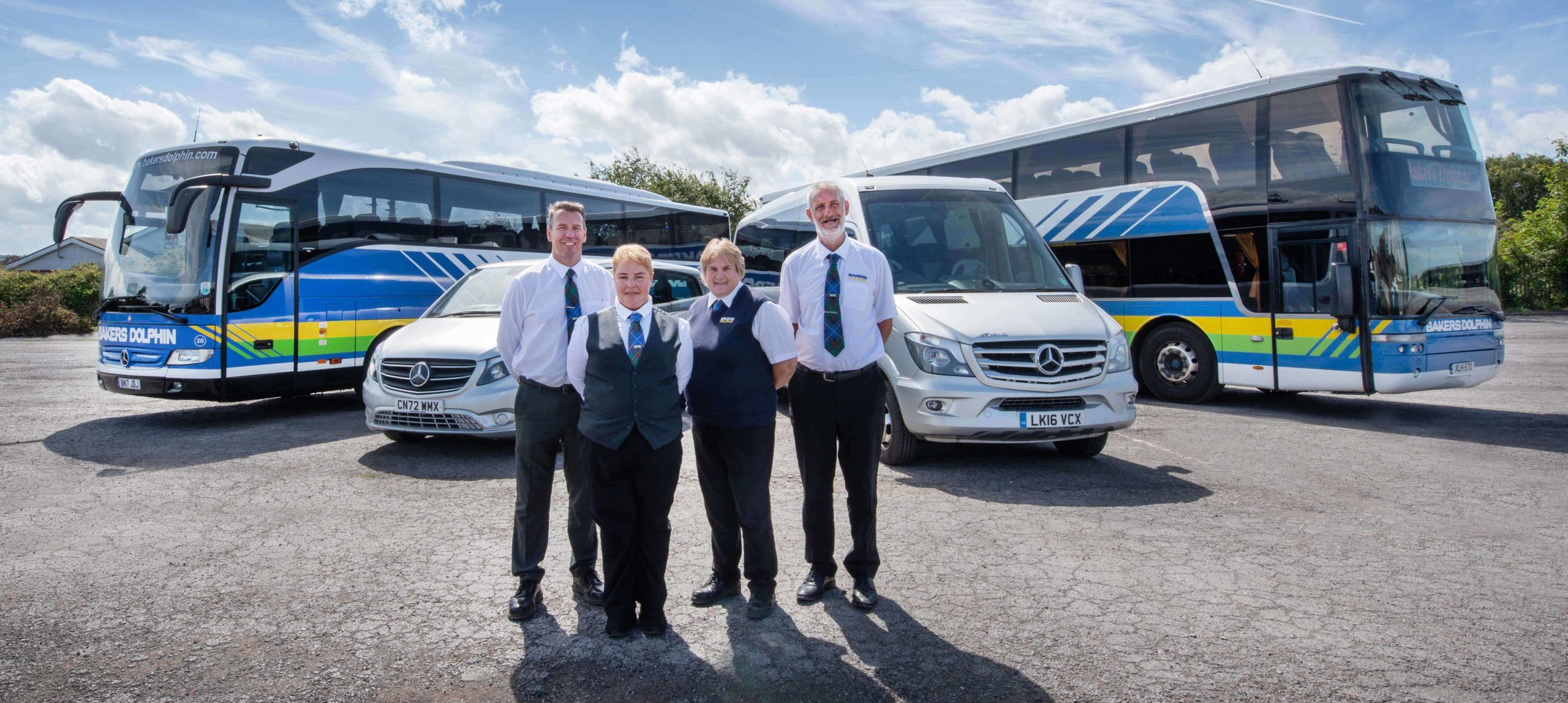 Coach Hire - Bakers Dolphin